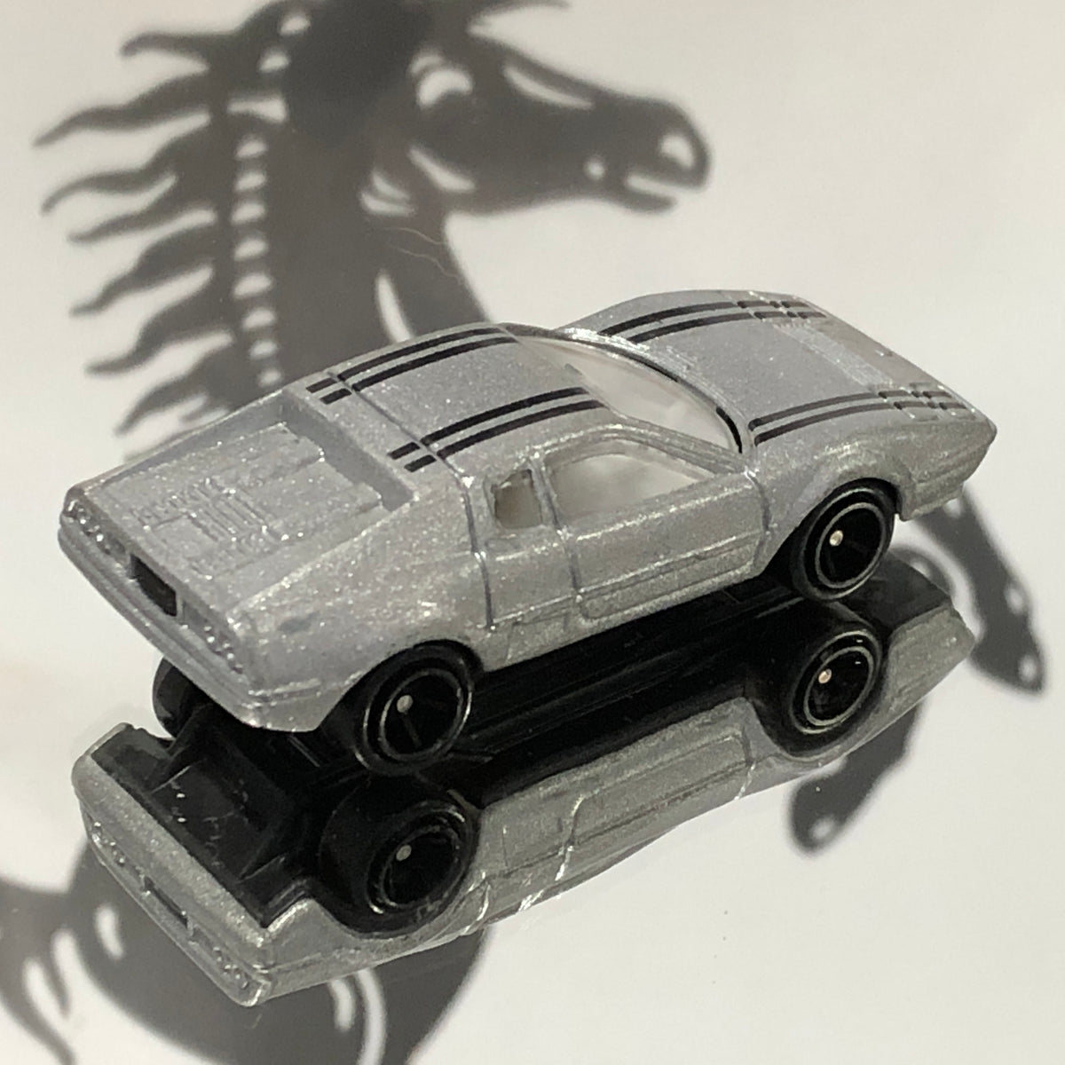 Ferrari 512 BB Silver & Black Stripes 1:64 (No box) – Albaco Collectibles